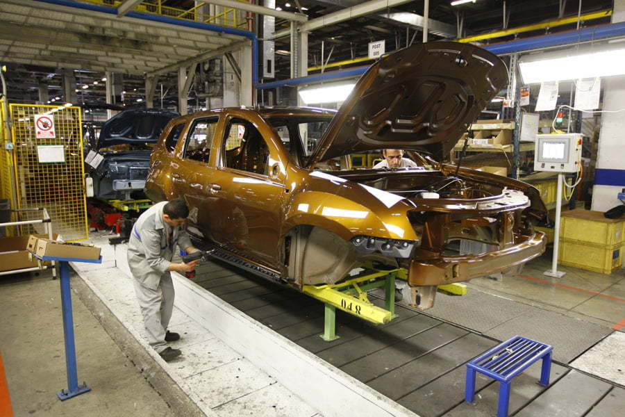 UPDATE: Dacia prelungește întreruperea producției la Mioveni | Revista ...