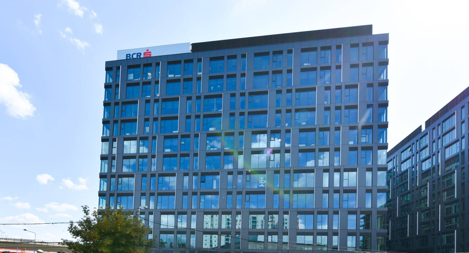 BCR a realizat un profit net de 556 mil. euro în 2024 | Revista Biz - Prima revista de business ...