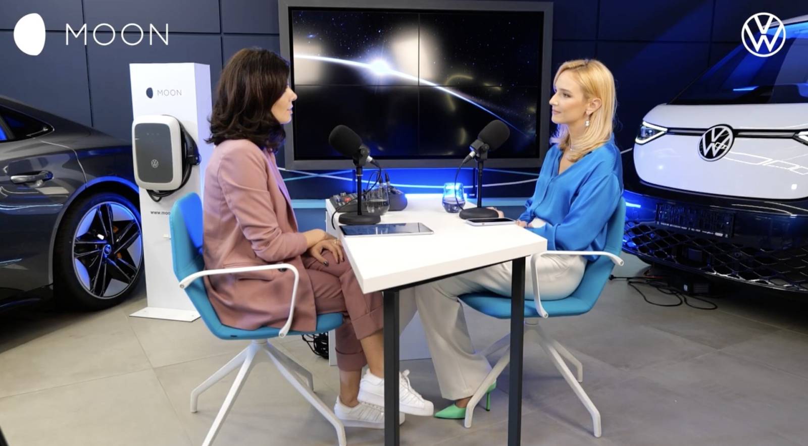 Iulia si Teodora Tompea la MOON