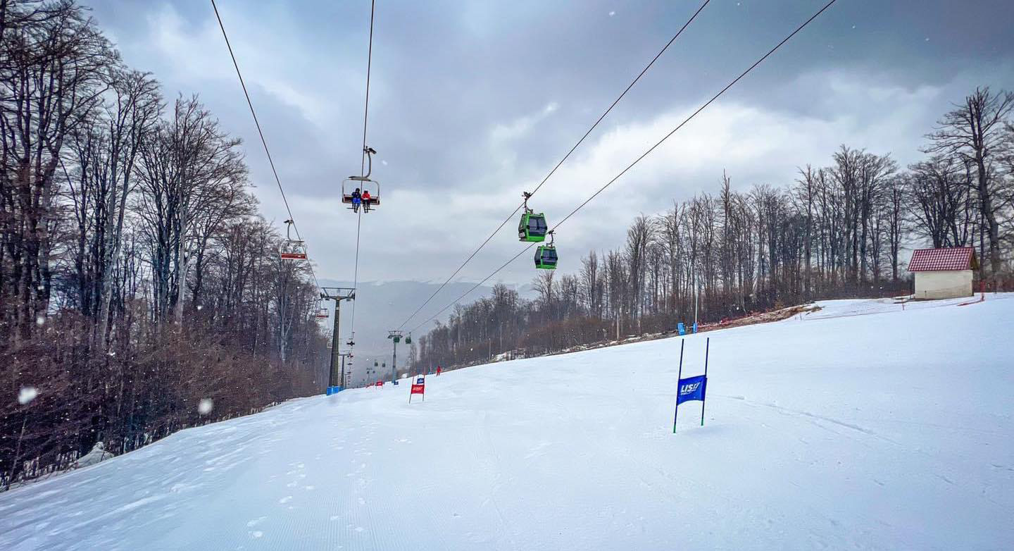 O stațiune de schi din România a ajuns pe locul doi într-un top al ...