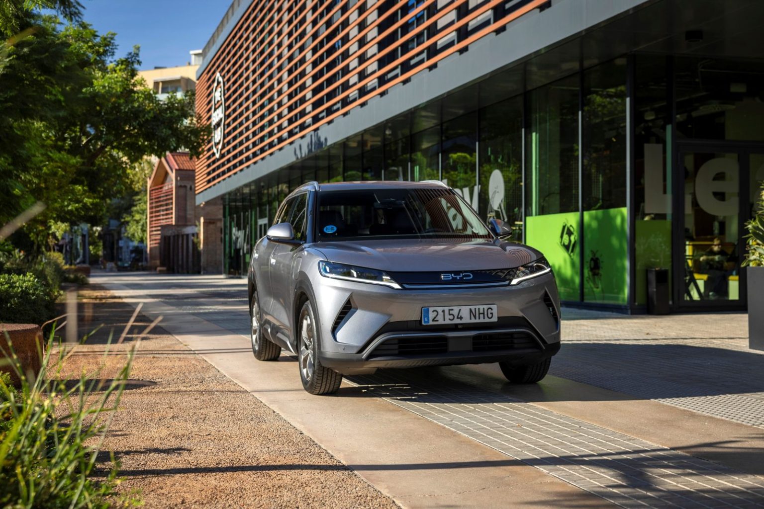 BYD lansează un SUV electric cu autonomie de 430 km | Revista Biz ...